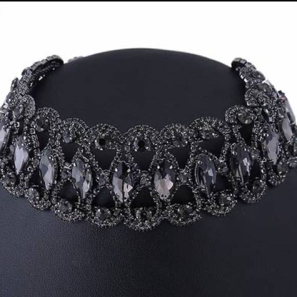 Jewelry | Rhinestone Black Stone Chocker | Poshmark